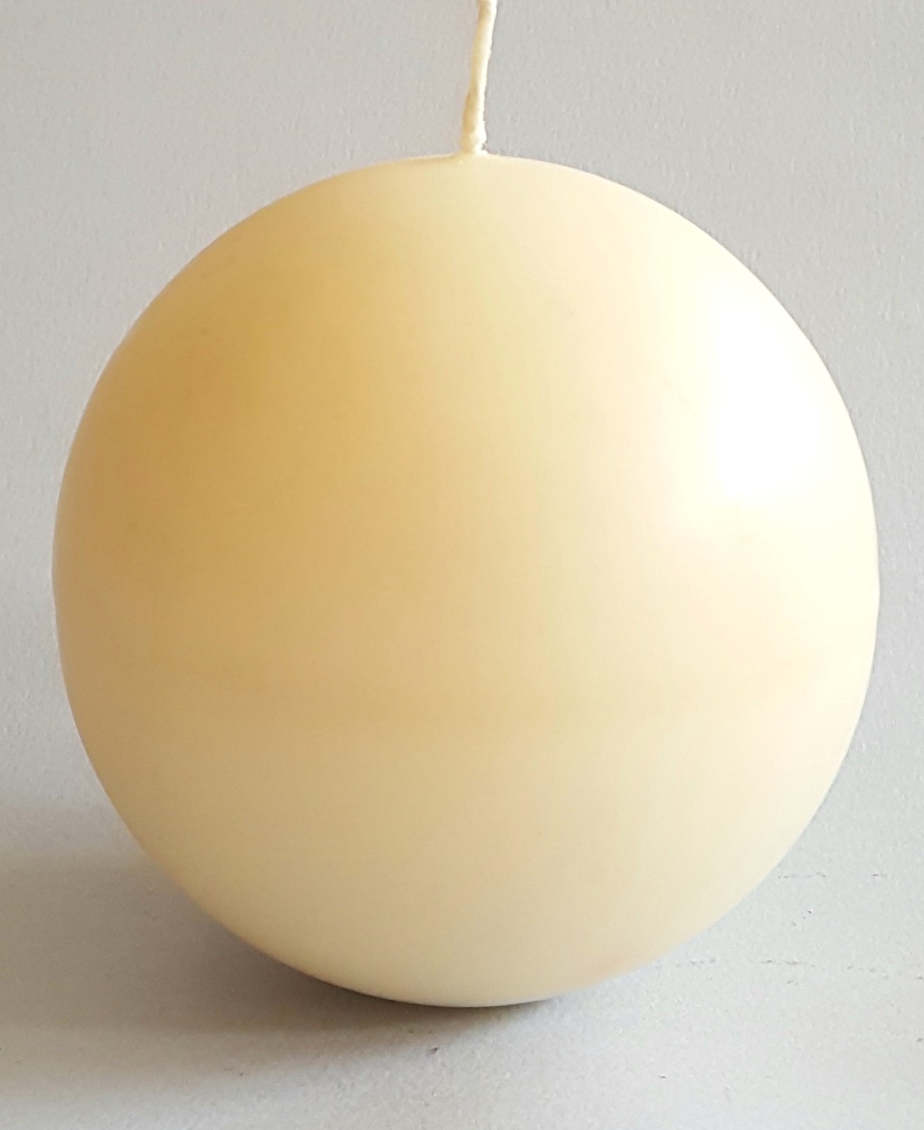 BALL CANDLE 10CM. - Manos Candles